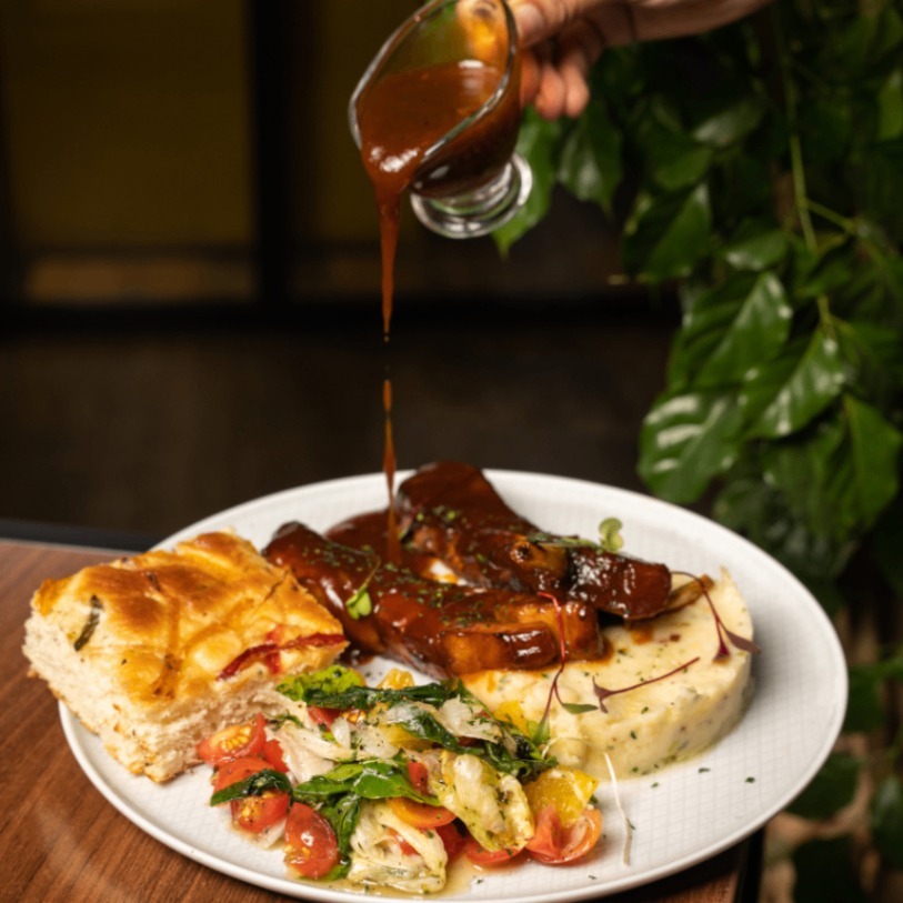 CONTINENTAL MAIN COURSE